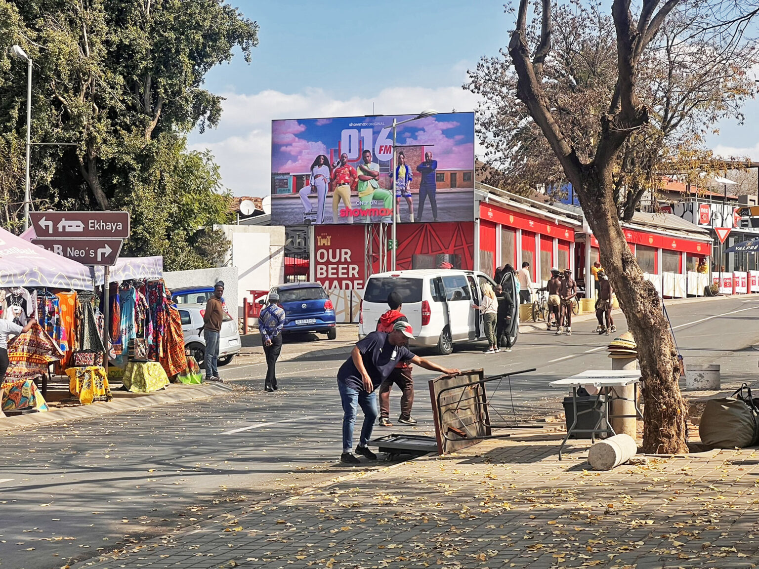 Digital Screens – Blue Label Media